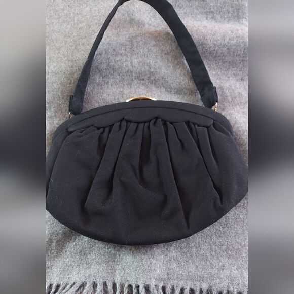 Mm Vintage | Bags | Vintage 94s Wool Fabric Purse Kiss Lock Satin Lined ...